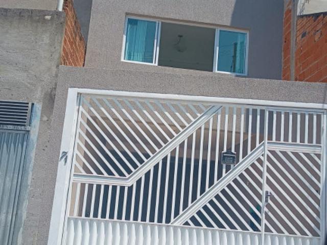 Sobrado a venda no Condomínio Maracanã Santo André 2 Dorms