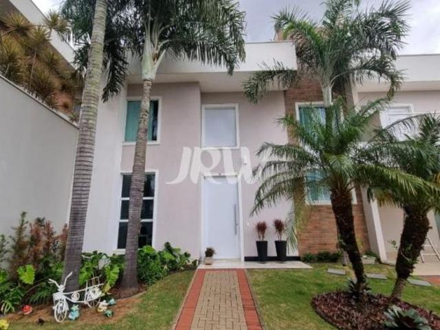 SOBRADO À VENDA NO CONDOMÍNIO MARIA DULCE NA CIDADE DE INDAIATUBA SP Área do terreno 360 m² Área co