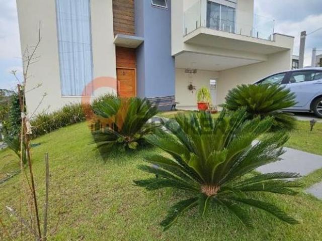 SOBRADO A VENDA NO CONDOMINIO MOSAICO ESSENCE 3 SUITES COM PISCINA