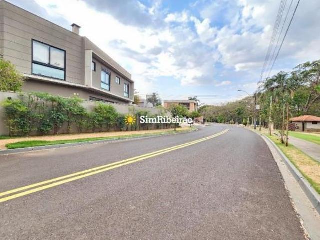 Sobrado a venda no Condomínio Paineiras. Bairro Condomínio Paineiras