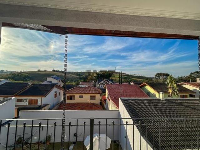 Sobrado à venda no Condomínio Portal da Serra