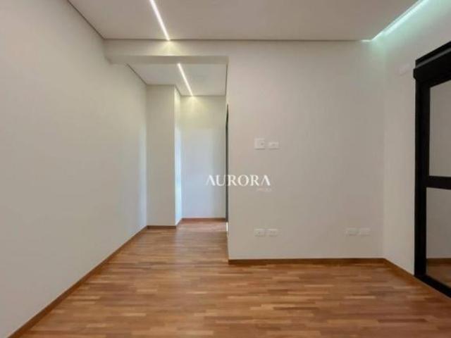 Sobrado á venda no Condomínio Royal Forest, com 4 suítes, 311 m² por R$ 3.500.000 Esperança Lond