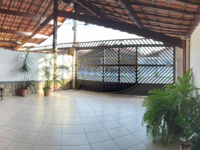 Sobrado a venda no Caiçara Praia Grande 2 Dorms