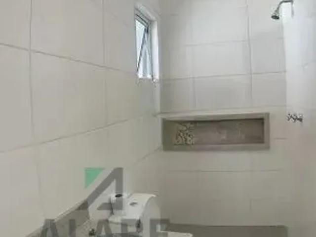 Sobrado à venda no Campo Belo 150m², 3 suítes, 2 vagas