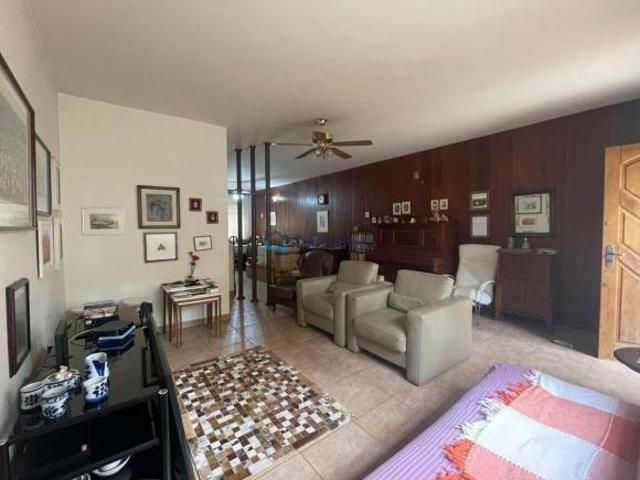 Sobrado à venda no Campo Belo, 220 m², 3 quartos, travessa da Vieira de Morais