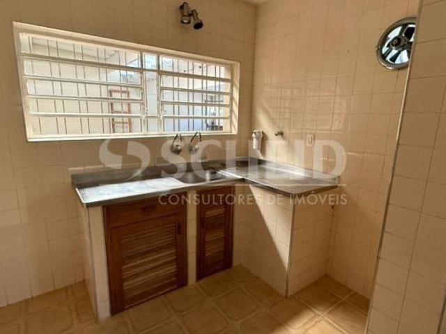 Sobrado á Venda no Campo Belo com 185m², 4 quartos, 2 vagas