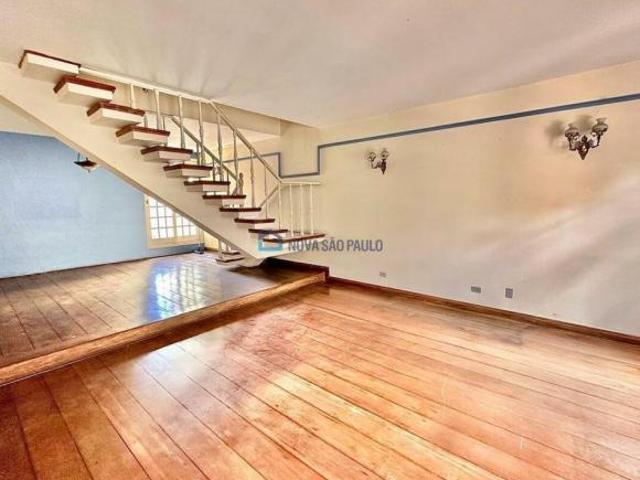 Sobrado a Venda no Campo Belo muito abaixo da Avaliação