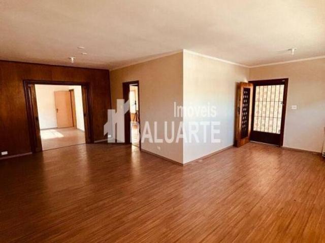 Sobrado a Venda no Campo Belo SP 263 m²