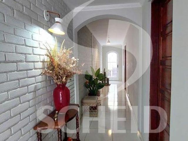 Sobrado a venda no Campo Grande com 3 dorms 1 suíte 2 vagas Impecável!