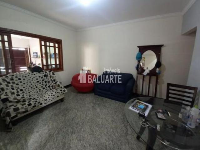 Sobrado a venda no Campo Grande