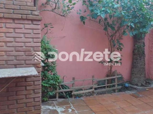 Sobrado à venda no Campestre, Santo André – 2 quartos, suíte, financiamento disponível