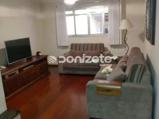 Sobrado à venda no Campestre, Santo André – 3 dormitórios, 4 vagas, financiamento disponível