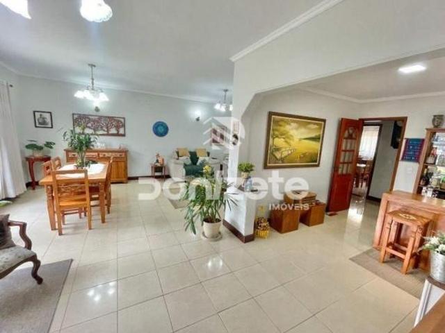 Sobrado à venda no Campestre, Santo André – 3 quartos 1 suíte com acabamento em cerâmica
