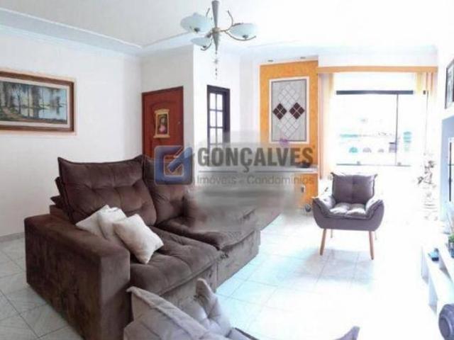 Sobrado à venda no Campestre, Santo André – 3 quartos, 1 suíte, 3 vagas