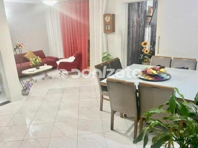 Sobrado à venda no Campestre, Santo André 3 quartos, 2 vagas, Financiamento