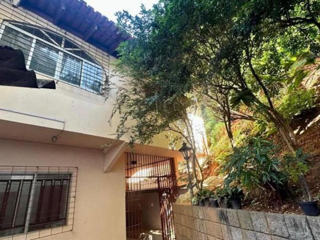 Sobrado à venda no Campus Elisio