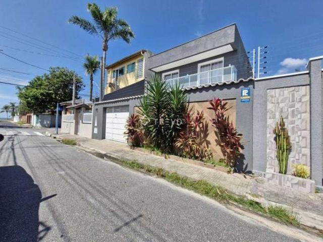 SOBRADO À VENDA NO CENTRO DE BERTIOGA/SP A 100 METROS DA PRAIA