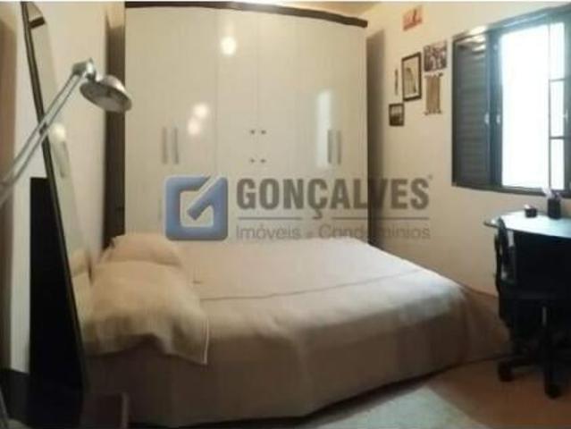 Sobrado à Venda no Centro de Diadema – 4 Quartos, 4 Vagas, Espaço Gourmet