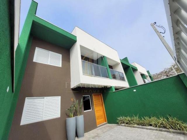 Sobrado à venda no Centro de Guaratuba | 125m², 4 dorms