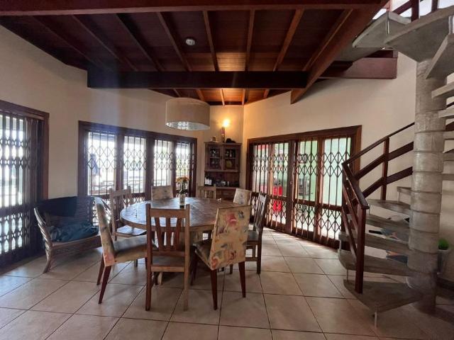 Sobrado a venda no Cibratel Itanhaem 4 Dorms
