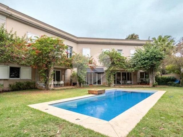 SOBRADO À VENDA NO CIDADE JARDIM