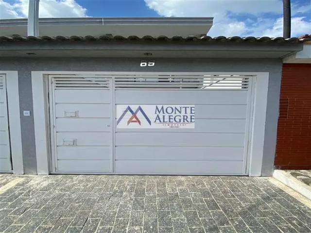 Sobrado à venda no bairro Cupecê com 110 m² e 3 dormitórios/quartos disponíveis