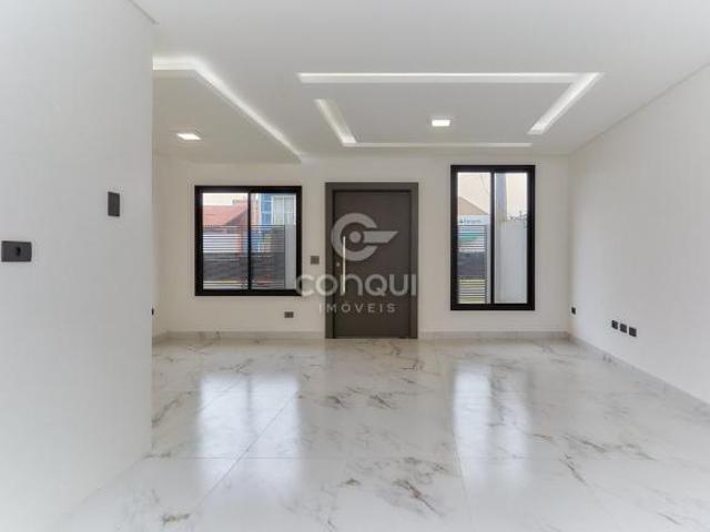 Sobrado à Venda no Afonso Pena | 141 m² | Suí