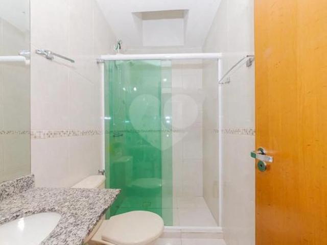 Sobrado à venda no Alto Boqueirão, Curitiba