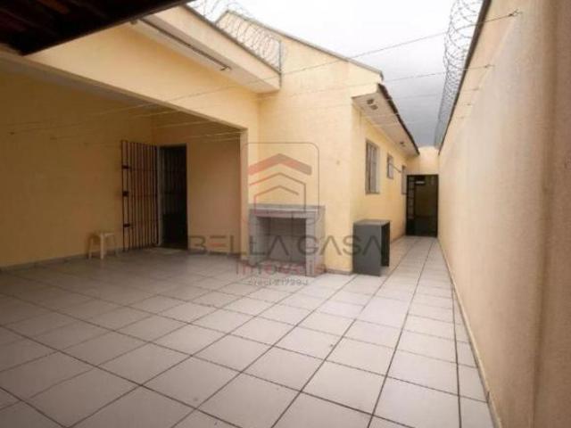 Sobrado a venda no Alto da mooca com 2 quartos e quintal