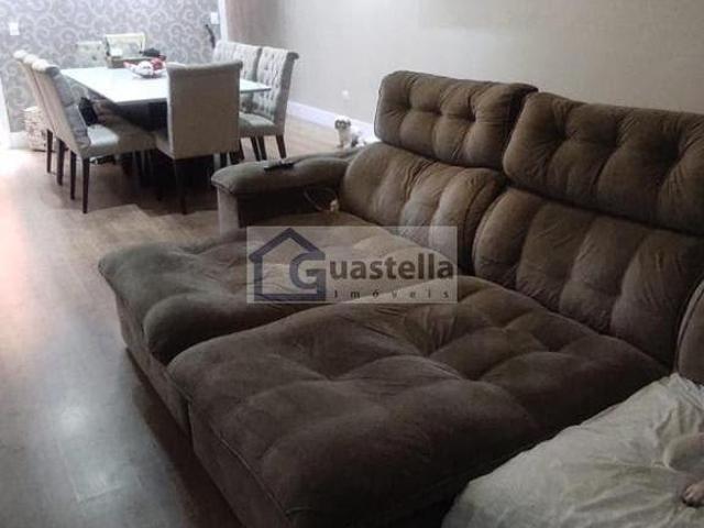 Sobrado à Venda no Alvarenga, SBC: 3 Dorms, Suíte, R$549.999