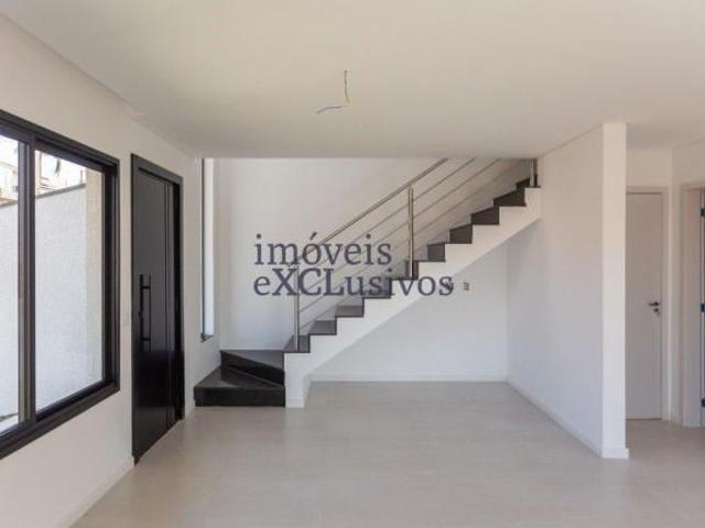 Sobrado à venda no Atuba Conforto, modernidade e excelente localização!