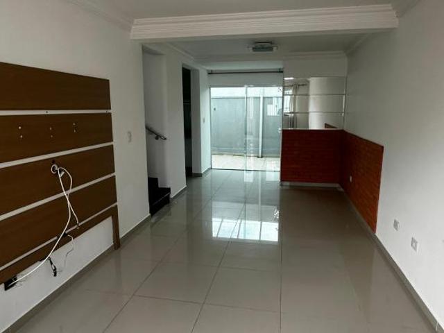 Sobrado à Venda no Atuba, Curitiba – 3 Quartos, Sendo 1 Suíte e 2 Demi Suítes