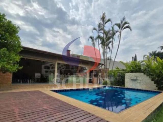 Sobrado á venda no bolsão de interlagos com 4 Quartos e 5 banheiros à Venda, 454 m²