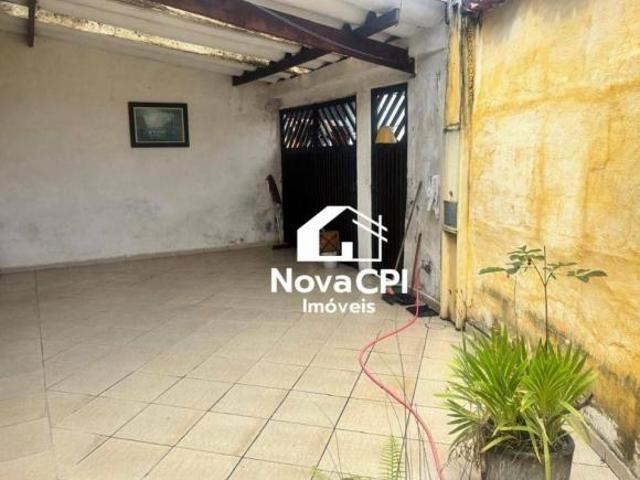 Sobrado à Venda no Boqueirão – 3 Quartos, 1 Suíte, Mobiliado e a 200m da Praia | Promoção à Vista