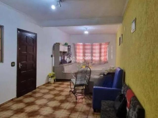 Sobrado à Venda no Baeta Neves