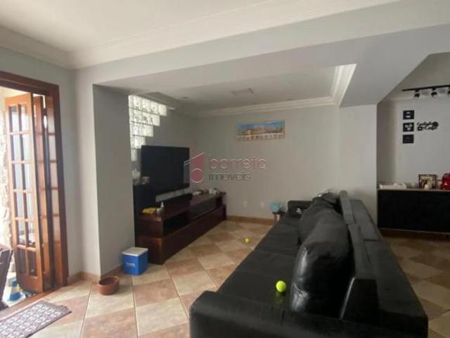 SOBRADO À VENDA NO BAIRRO AGAPEAMA EM JUNDIAÍ/SP