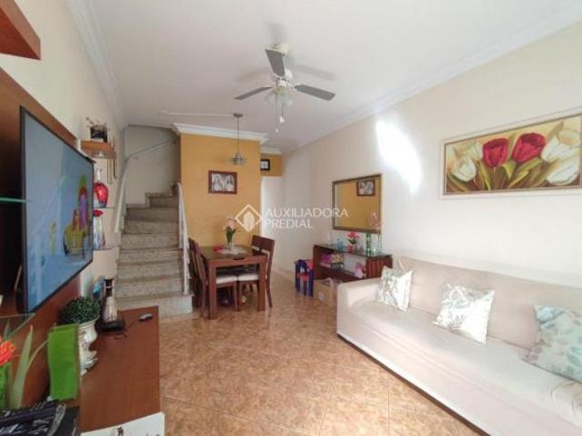 Sobrado à venda no bairro Assunção com 131m², 3 dormitórios, sendo 1 suíte por R$ 720.000,00