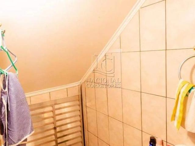 Sobrado à venda no bairro Bangu – 259m², 4 dormitórios, próximo à UFABC