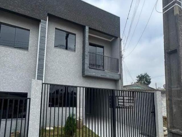 Sobrado à Venda no bairro Campo de Santana