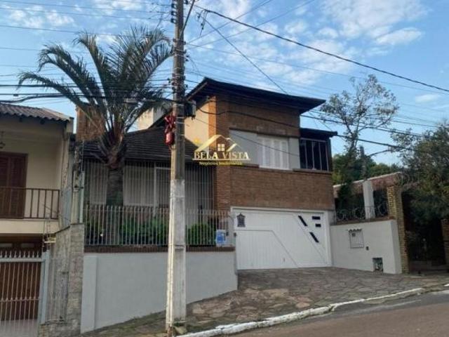 Sobrado à venda no bairro Centro em Canoas/RS