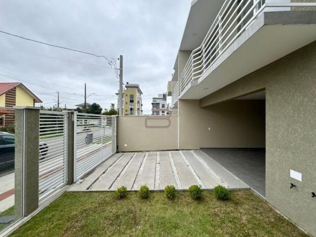 Sobrado à venda no bairro Cidade Jardim São José dos Pinhais/PR