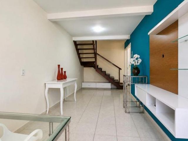 Sobrado à venda no bairro Cidade Nova