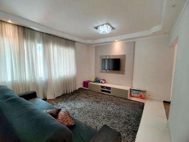 Sobrado à venda no Bairro da Vila Fiat Lux na Rua General Alencastro Guimarães