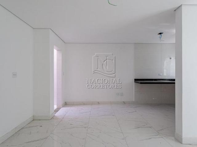 Sobrado à venda no Bairro de Utinga, Condomínio Lucio, 120 m² de área construída