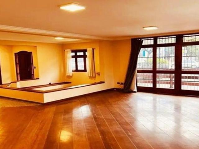 Sobrado à venda no Bairro do City America na Avenida Neide Carvalho de Arruda