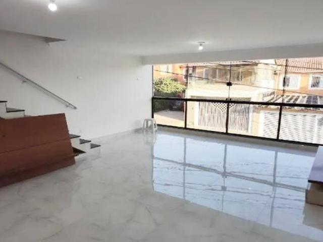 Sobrado à venda no Bairro do Conjunto Residencial Vista Verde