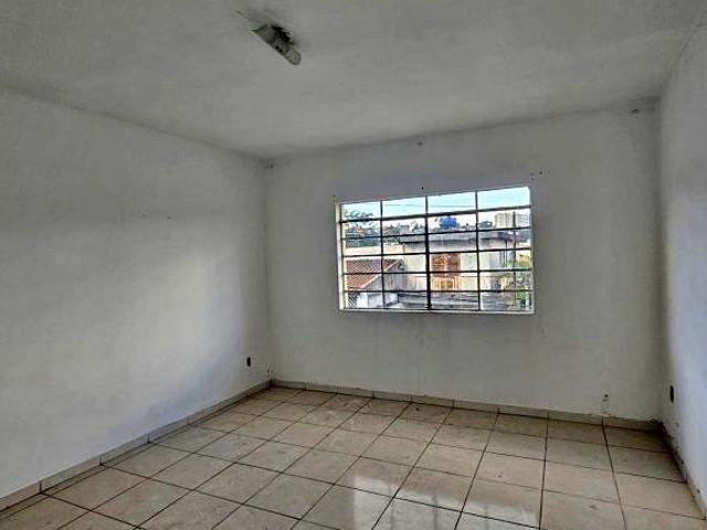 Sobrado à venda no Bairro do Jardim Mangalot na Rua Manoel Ferreira Barbosa