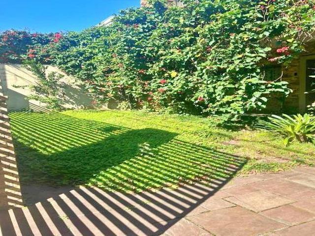Sobrado à venda no Bairro do Jardim Paulistano na Rua Laerte Assunção