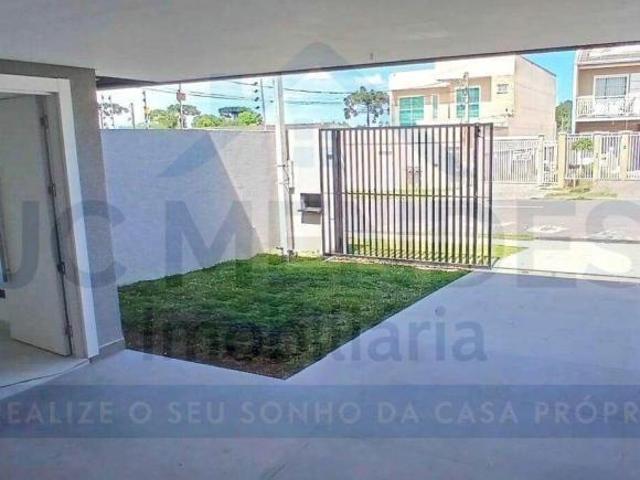 Sobrado à venda no bairro Hauer Curitiba/PR
