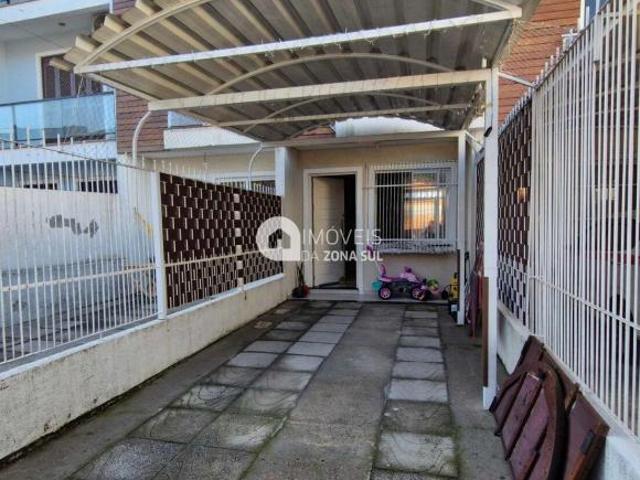 Sobrado à venda no bairro Hípica Porto Alegre/RS